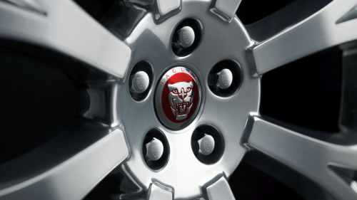 Wheel Centre Badge - Red Logo | Jaguar Accessories